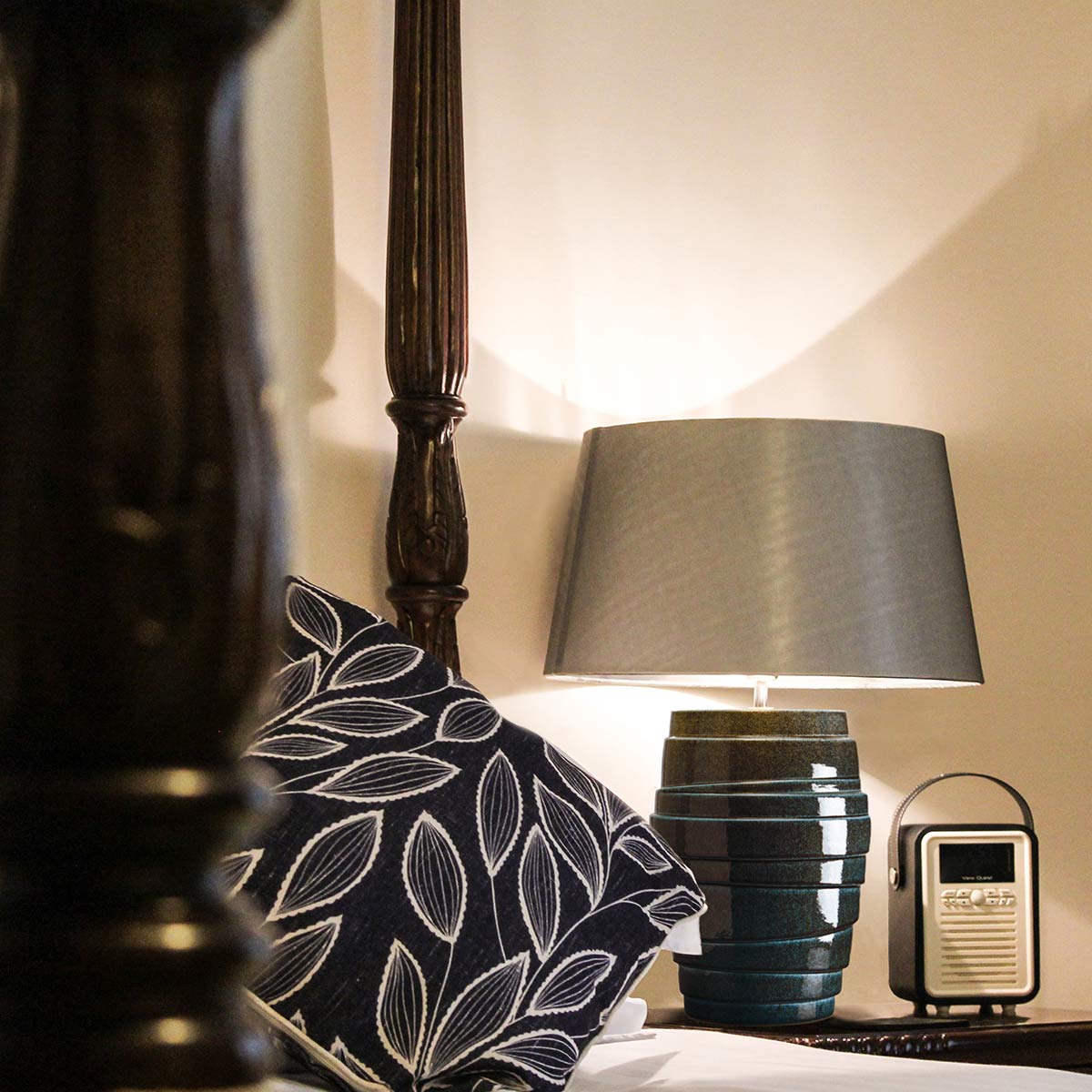 Neptune 1 Light Table Lamp Blue Glaze – Decor Lighting