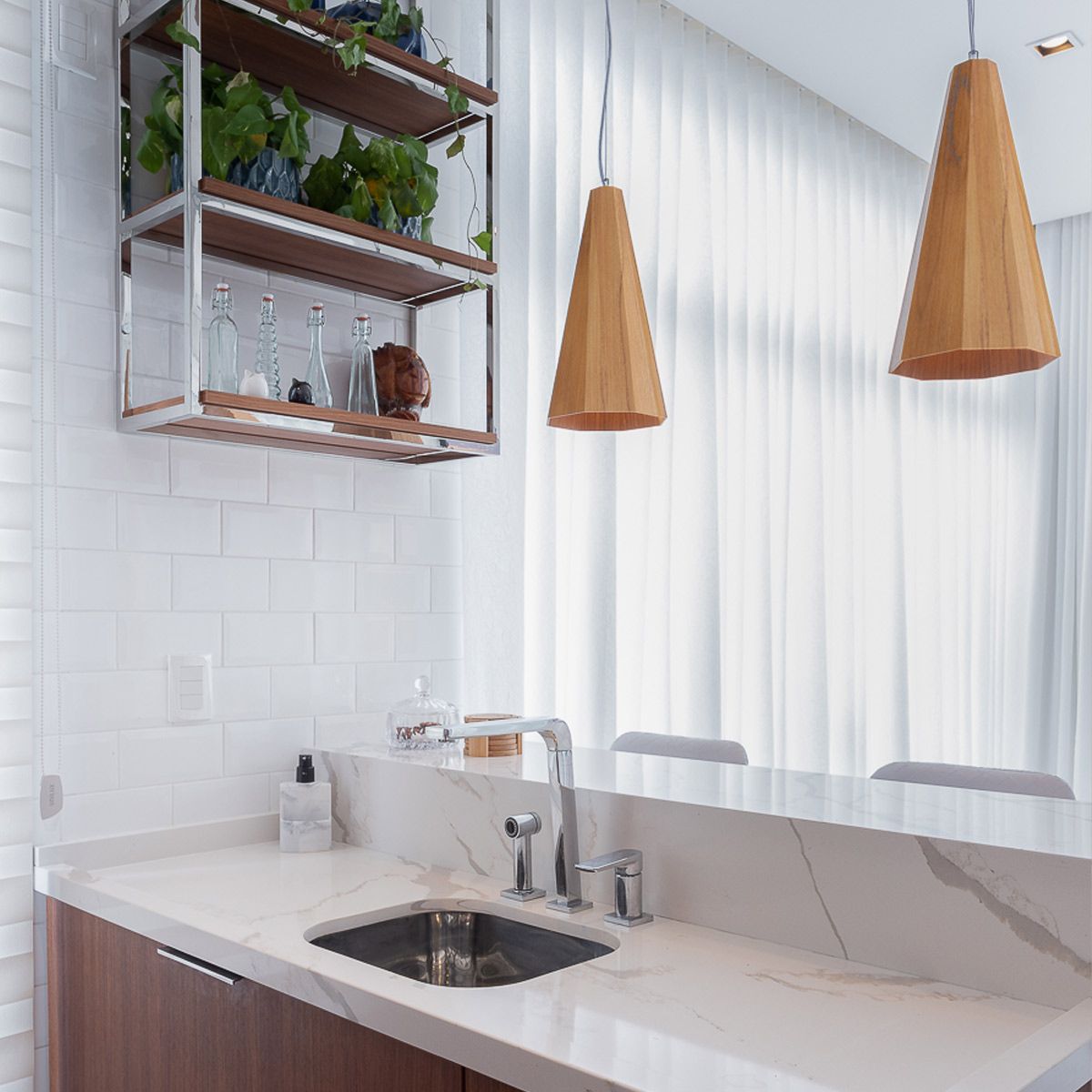 Angular Pendant Light – Decor Lighting